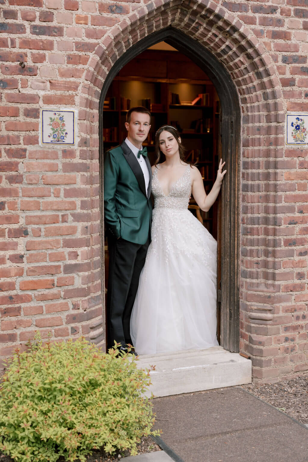 Aldie Mansion | Whimsical Spring Wedding | ALN IMAGES